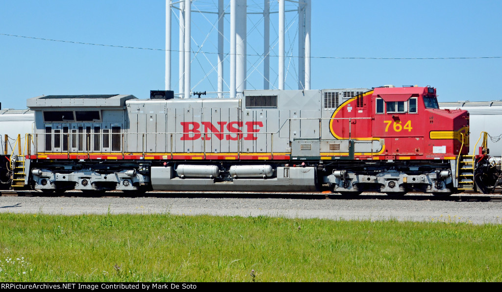 BNSF 764